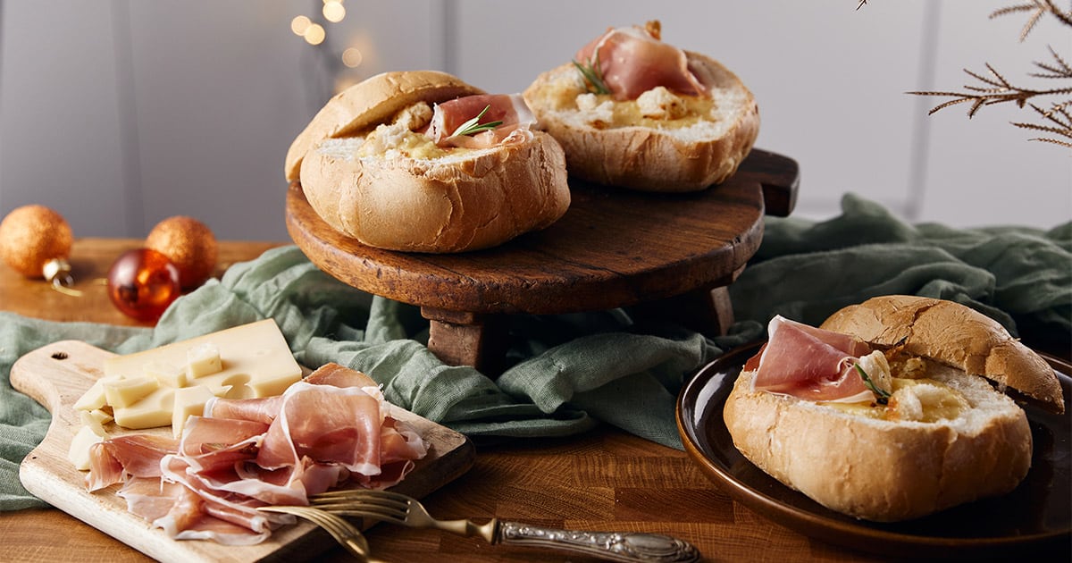 Pagnotta croccante ripiena con fonduta e Prosciutto di San Daniele